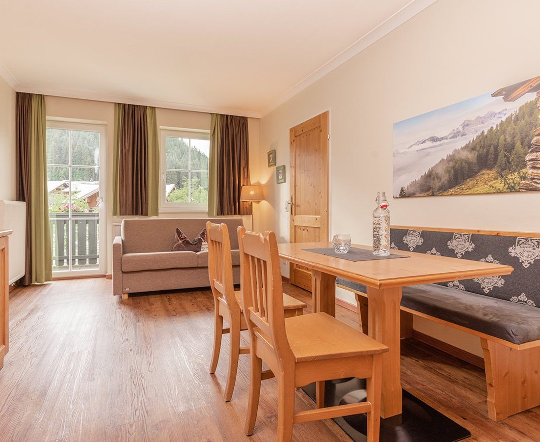 Appartements & Zimmer : Aparthotel Jagdhof 📞 06453 8141 Filzmoos